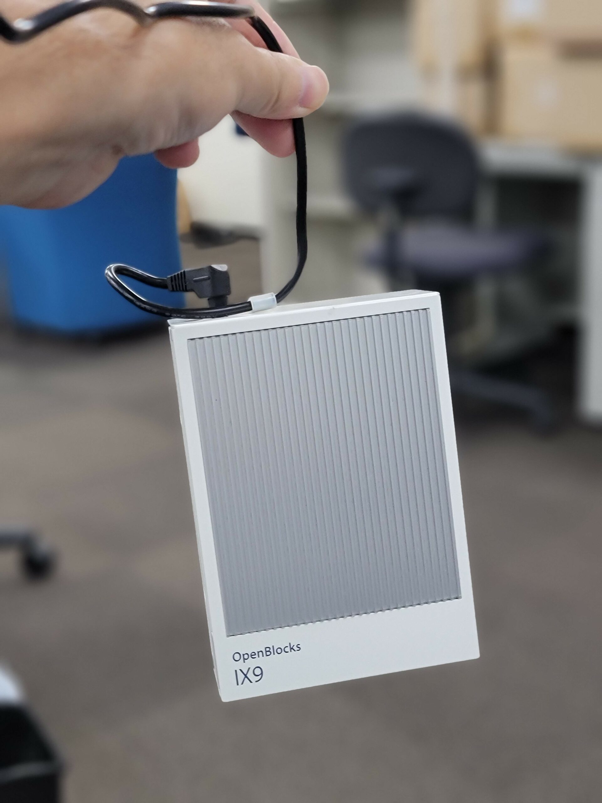 OpenBlocks IX9を分解した | ぷらっとブログ